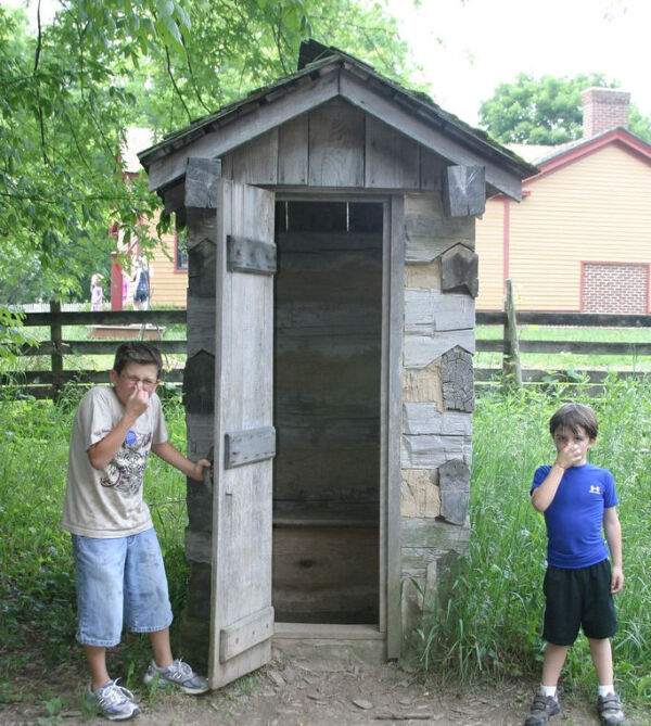 Outhouse Kit - Solacity